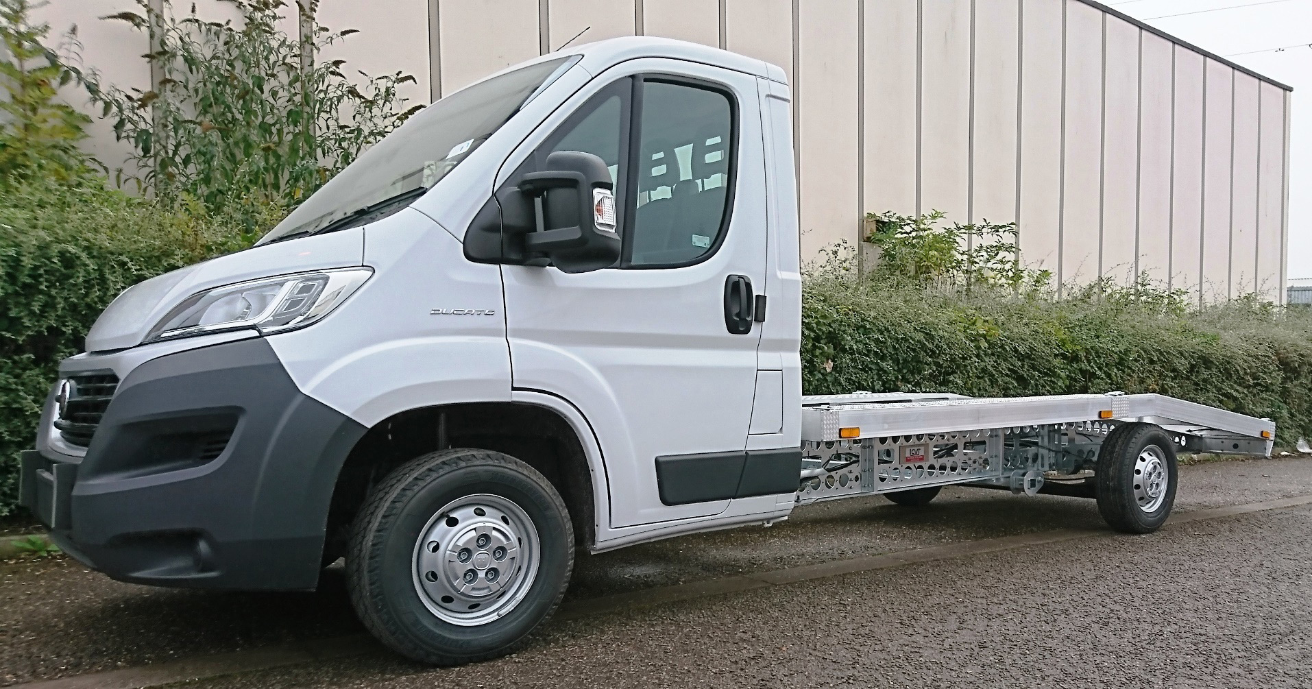 Low Floor Chassis - LCVT: Light Commercial Vehicle Technology