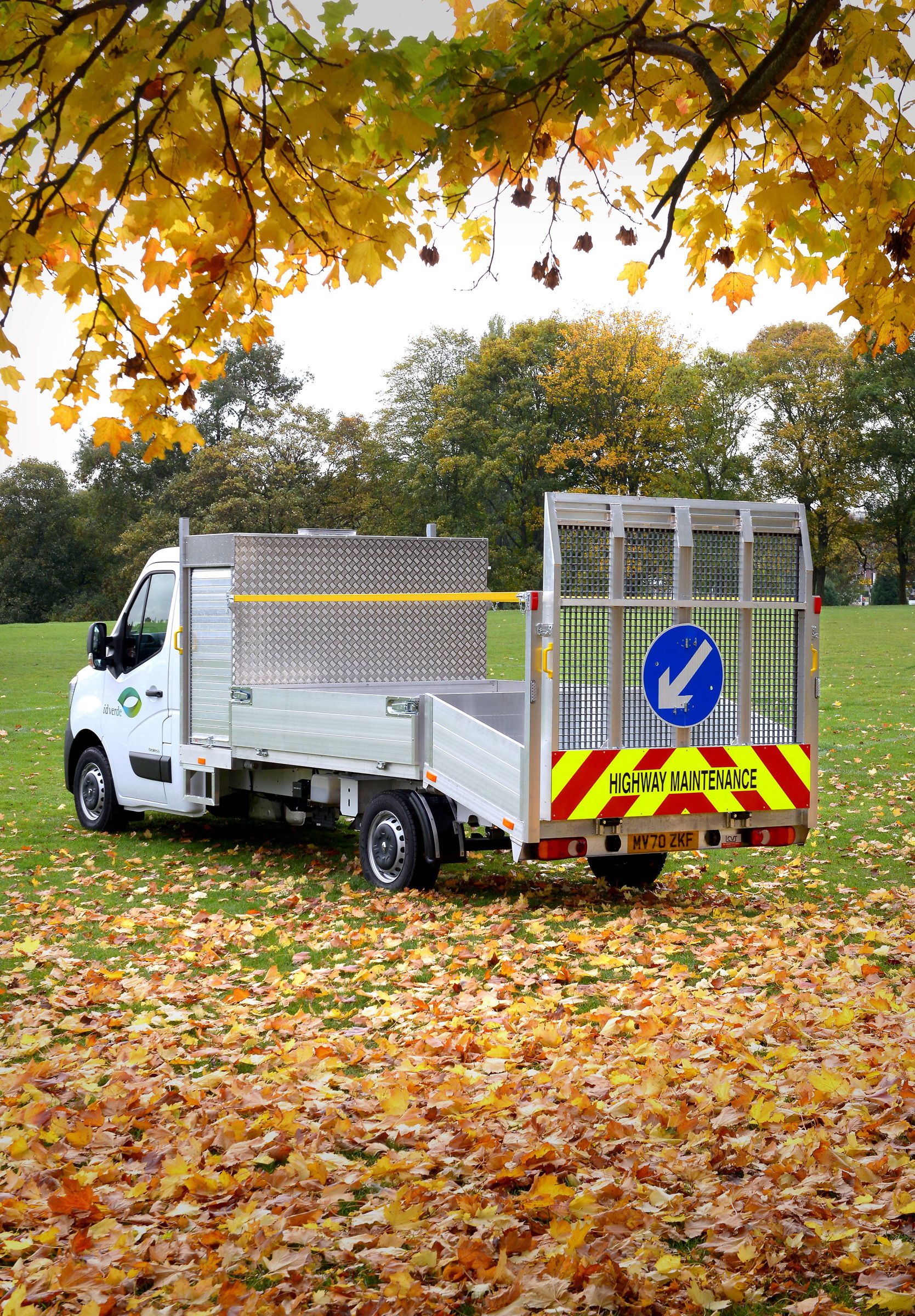 Side Tipping Beavertail - LCVT: Light Commercial Vehicle Technology